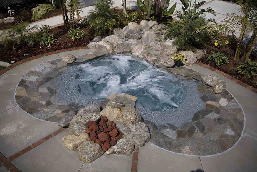 7 Benefits of Adding a Spa to Your Pool - California Pools