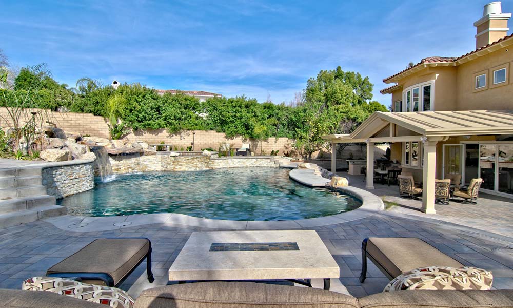 Freeform Pools | California Pools