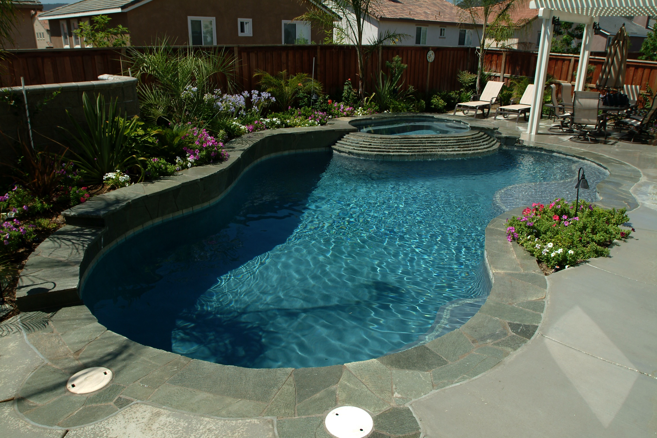 Freeform Pools