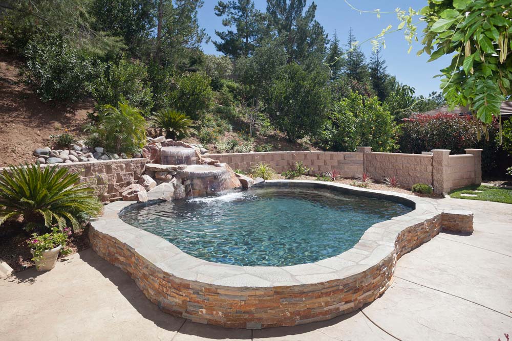 Small Pools | California Pools