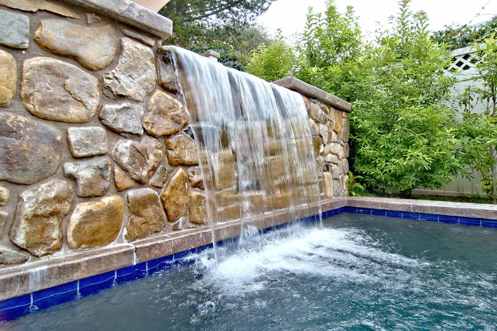 Water Features | California Pools